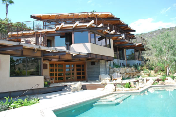 Architectural and Builder Masterpiece